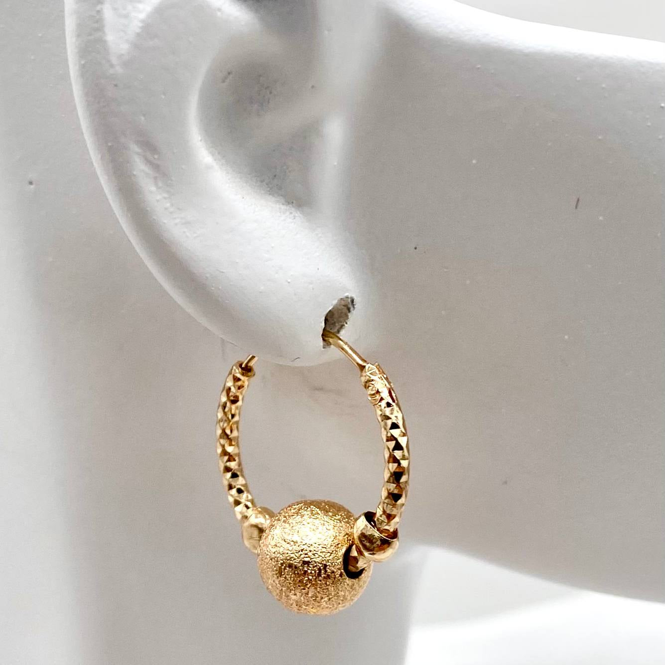 ARRACADA DIAMANTADA CON BOLA – Mael Joyería